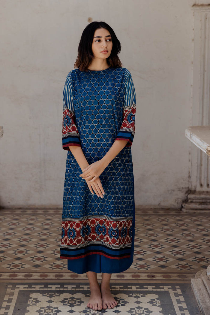 Vrajbhoomi:Classic Kurta -Indigo Airin