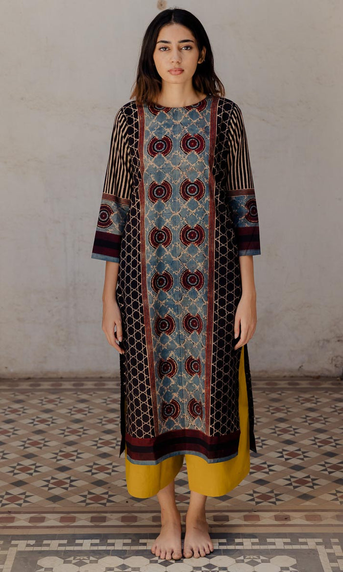 Vrajbhoomi:Classic Kurta -Black Neeha